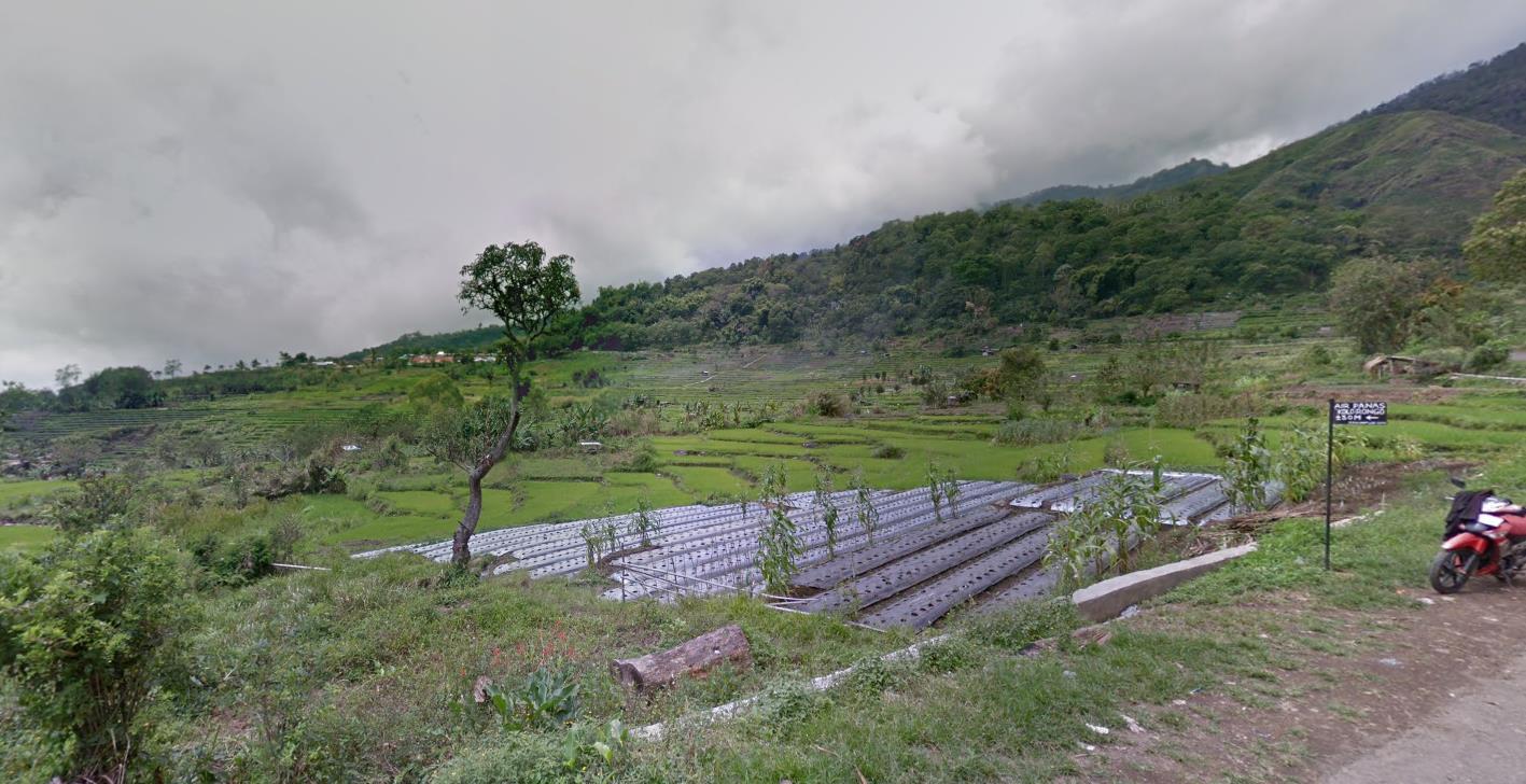 Le Volcan Kelimutu sur l'île de Florès en Indonésie